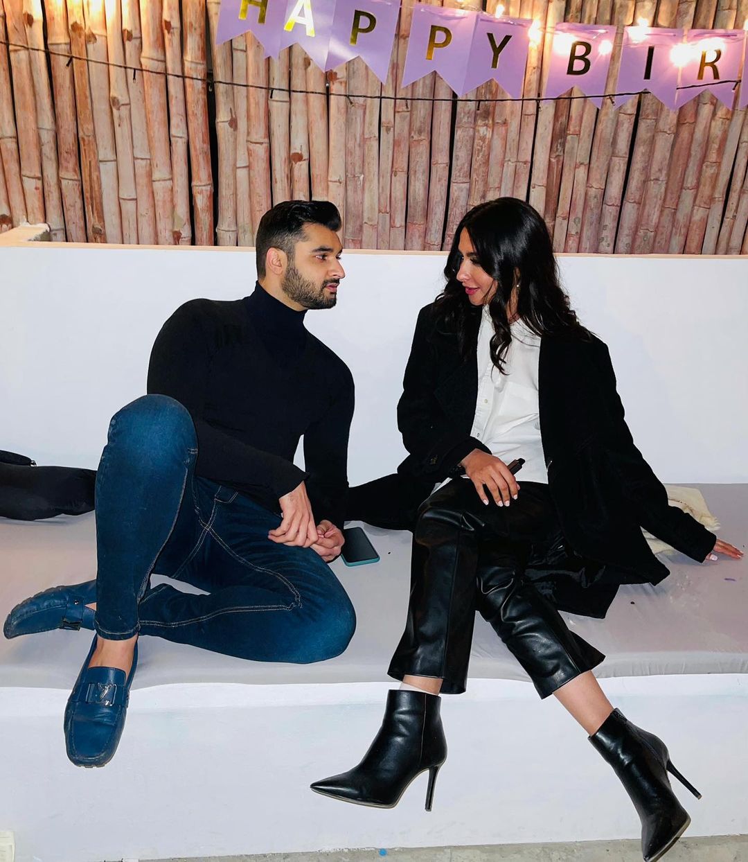Omayr Waqar Spotted With Fashion Model Yasmeen Hashmi | Reviewit.pk