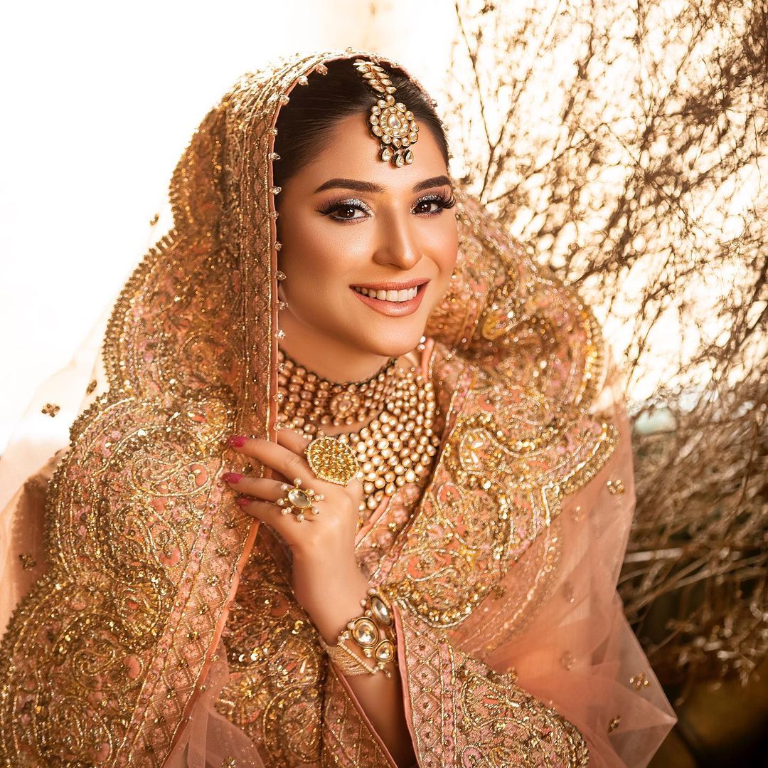 Ramsha Khan Looks Magnificent In Gorgeous Gold Bridal Ensemble ...