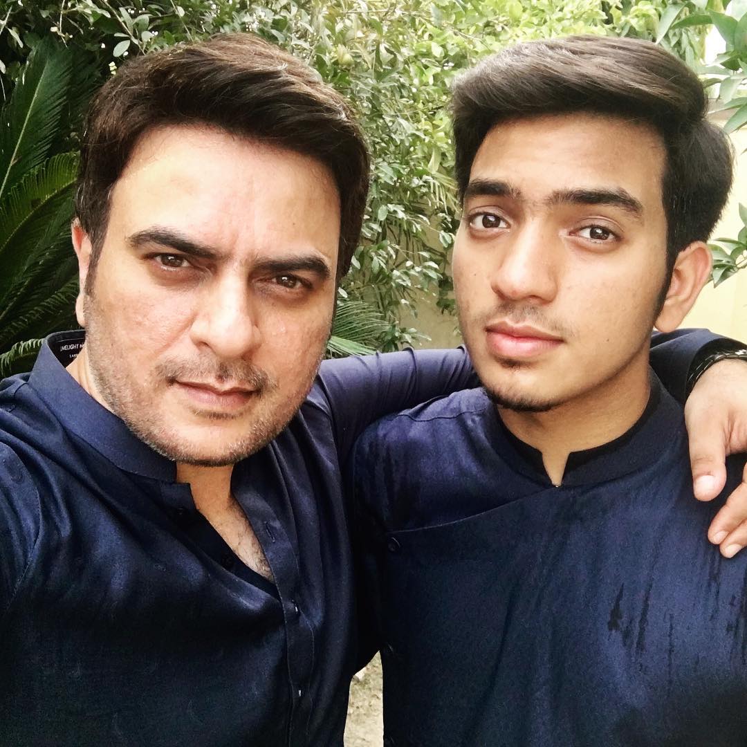 Never-Seen Family Photos of Shiraz Uppal | Reviewit.pk