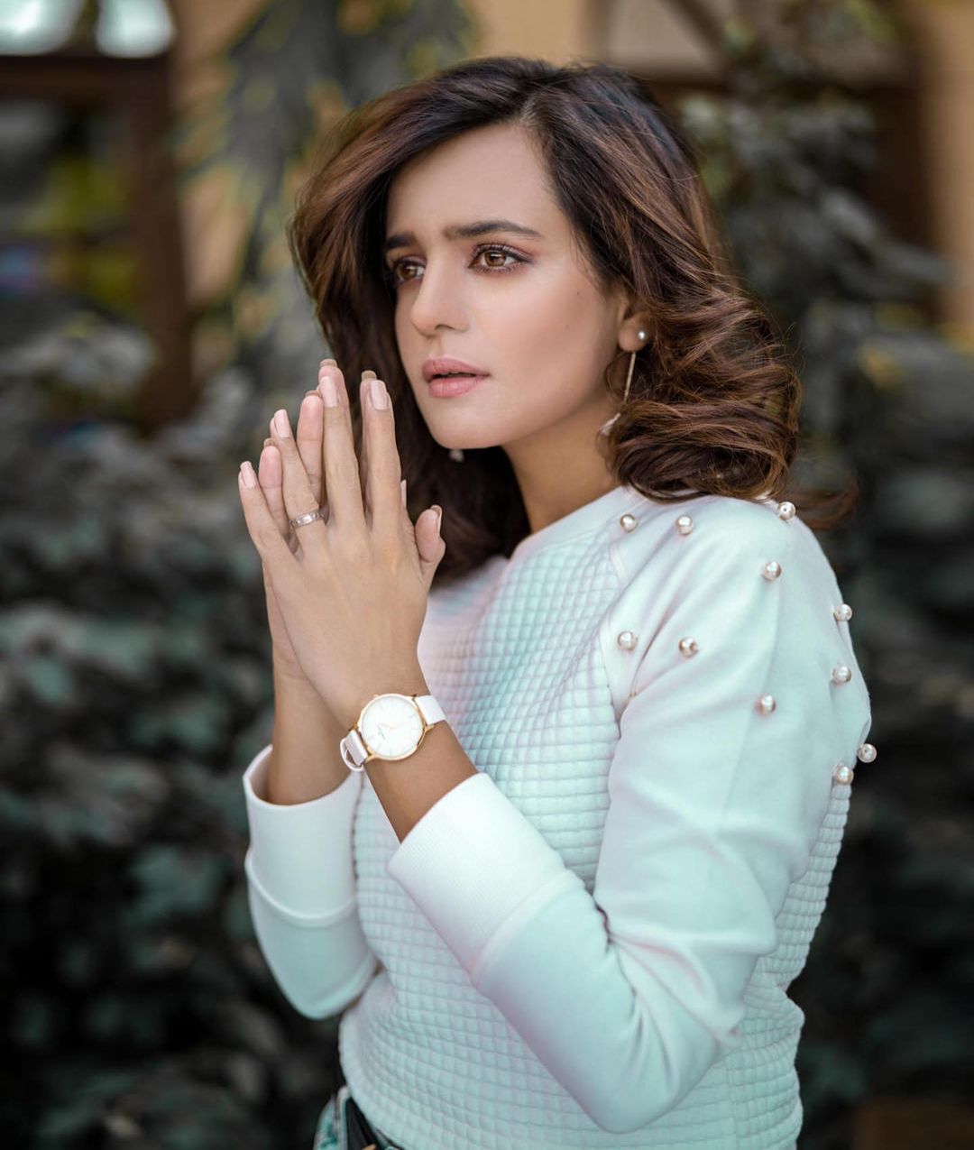 Sumbul Iqbal Stuns In Her Recent Winter Looks | Reviewit.pk