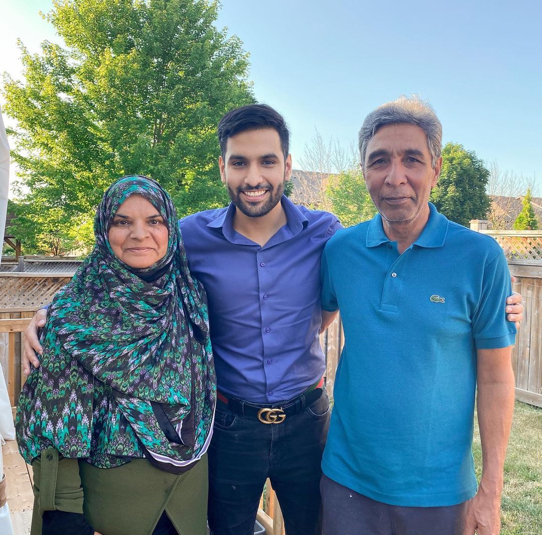 Zaid Ali T Latest Family Pictures | Reviewit.pk