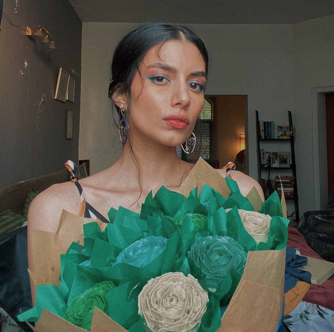 Beautiful Unseen Pictures Of Fashion Model Zara Peerzada | Reviewit.pk