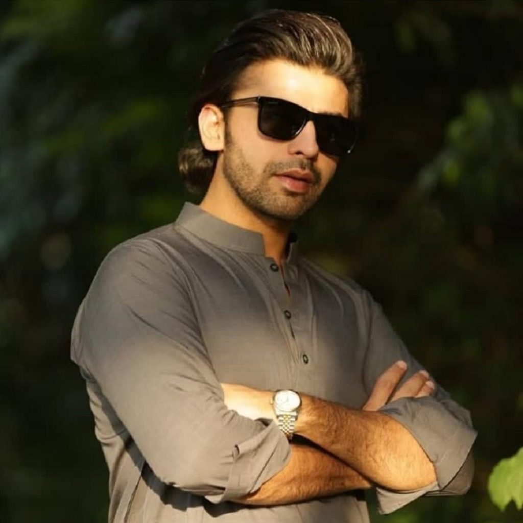 Most Popular Pakistani Actors Right Now | Reviewit.pk
