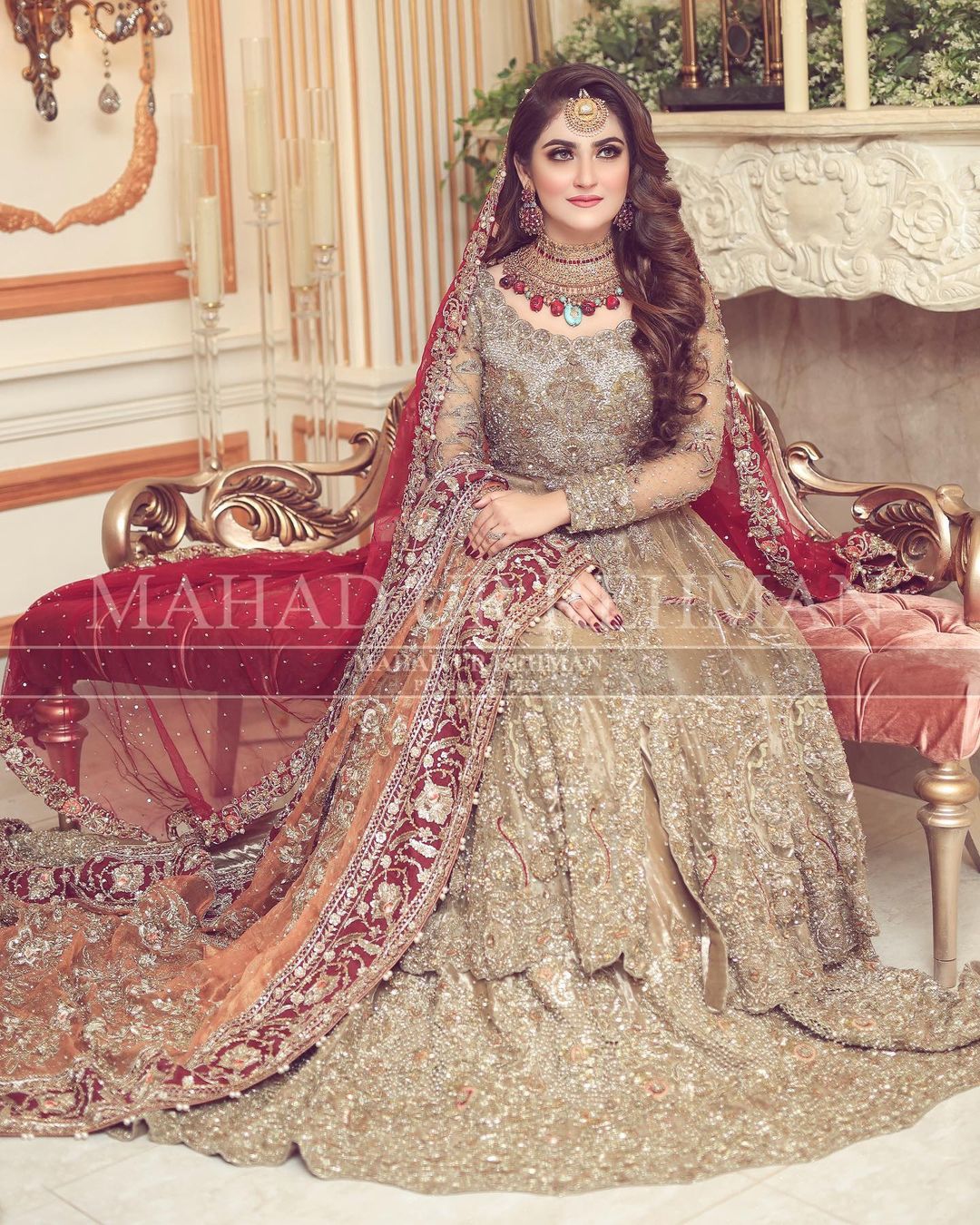 Hiba Bukhari Beautiful Bridal Shoot | Reviewit.pk