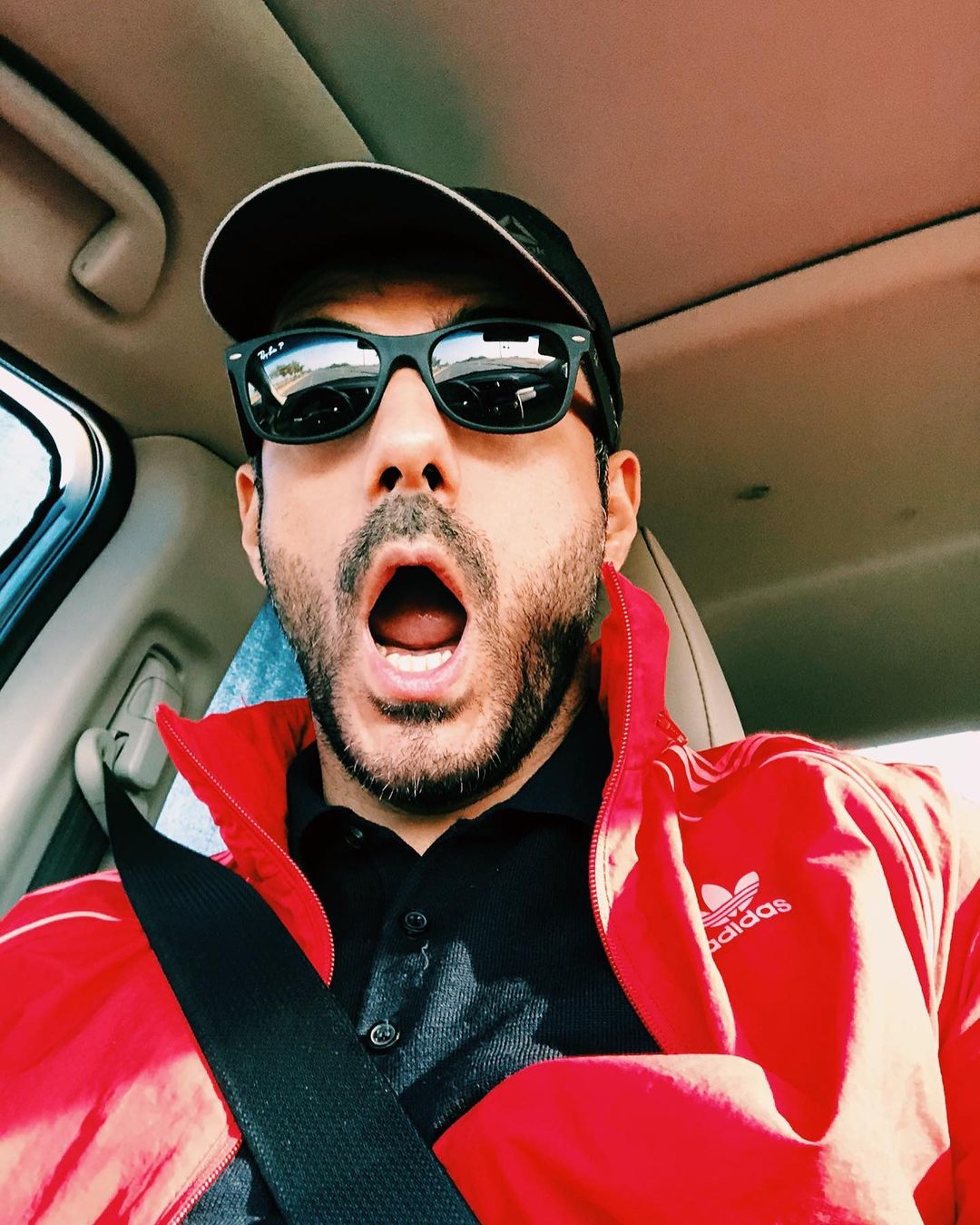 A Peak into The Life of Fitness Guru Adeel Hussain | Reviewit.pk