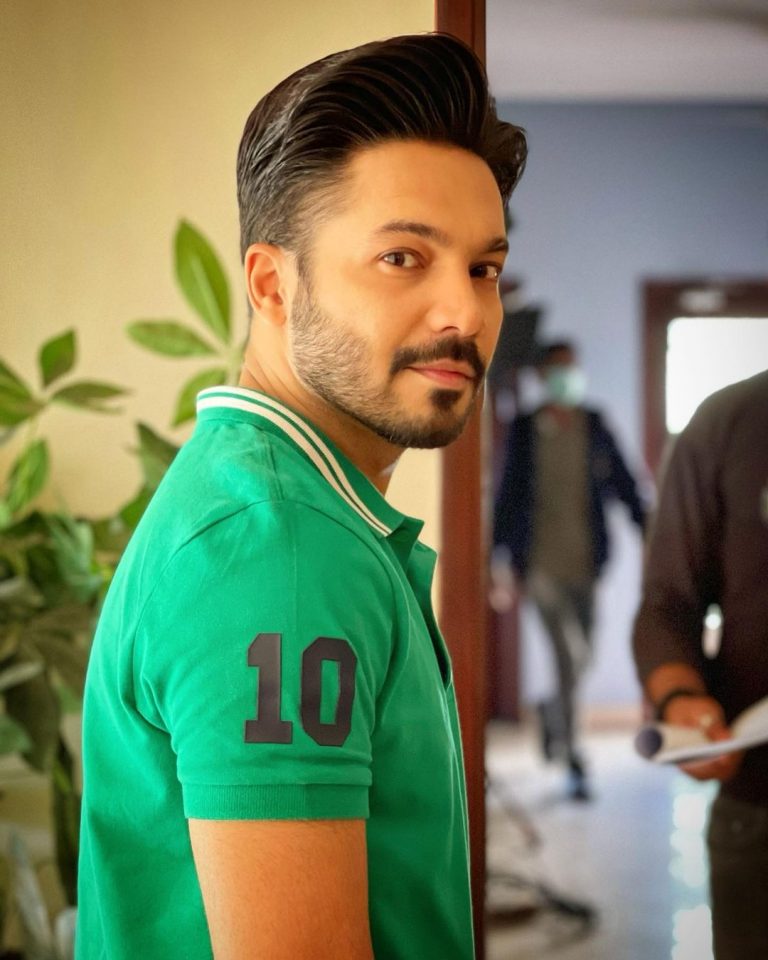 Ayaz Samoo Reveals Amna Malick’s Biggest Obsession On The Set Of Nand ...