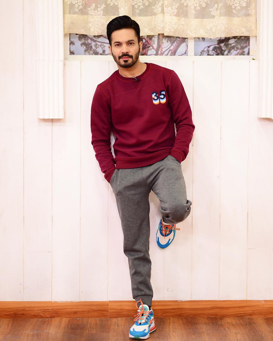 Ayaz Samoo Reveals Amna Malick’s Biggest Obsession On The Set Of Nand ...