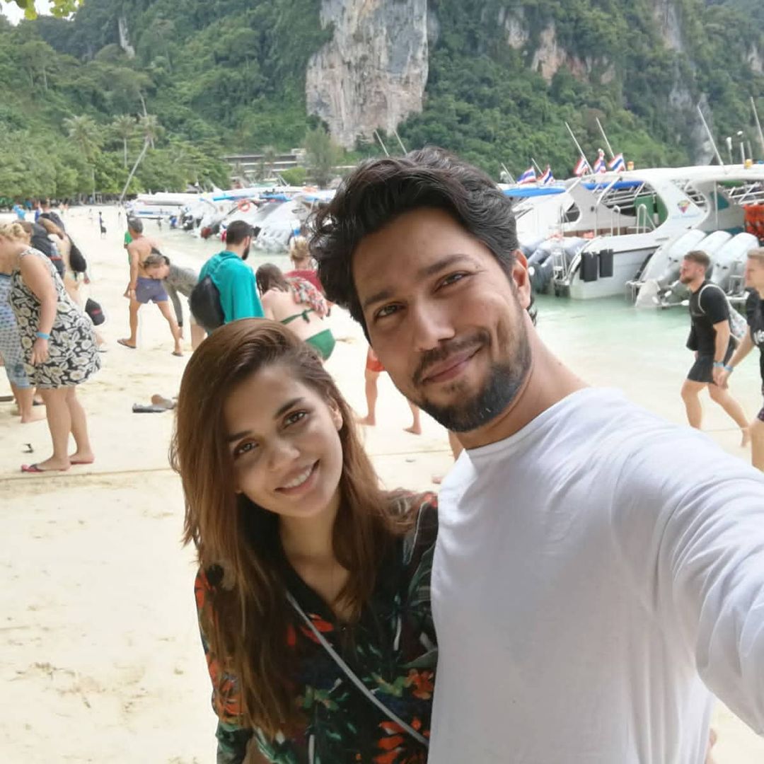 Adorable Pictures Of Celebrity Couple Faiza Ashfaq And Danish Hayat ...