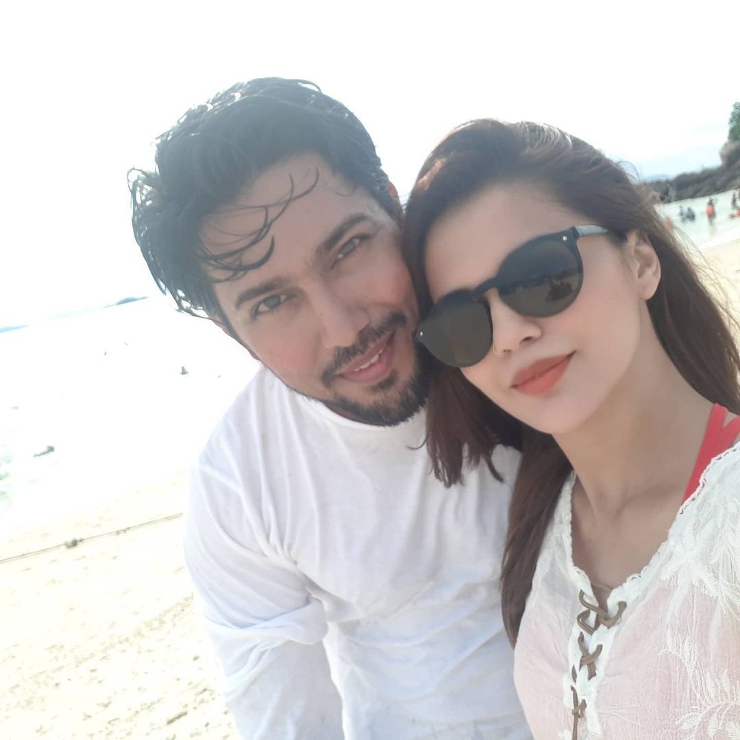 Adorable Pictures Of Celebrity Couple Faiza Ashfaq And Danish Hayat ...