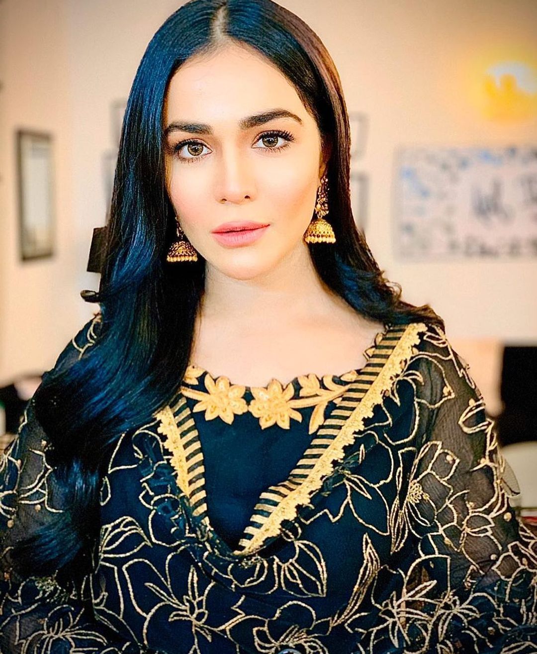 Latest Classy Pictures of Humaima Malick | Reviewit.pk