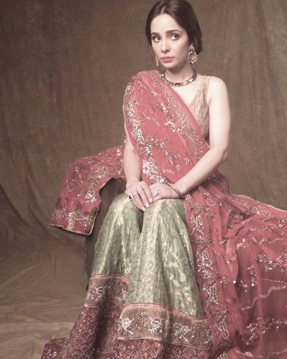 Typical Eastern Wear Styles of Juggan Kazim | Reviewit.pk