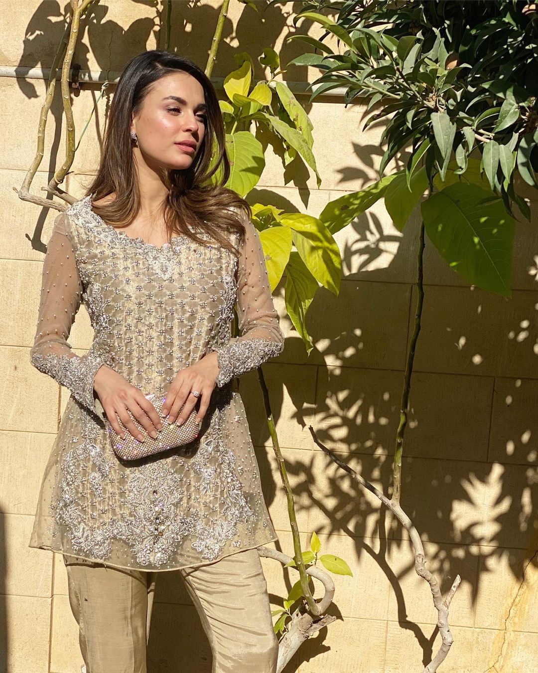 Aulad Famed Mahenur Haider Talks About Her Negative Role | Reviewit.pk