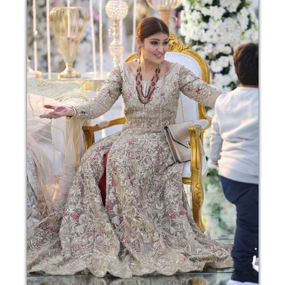 Maira Khan Comedian And Actress-Unseen Pictures | Reviewit.pk