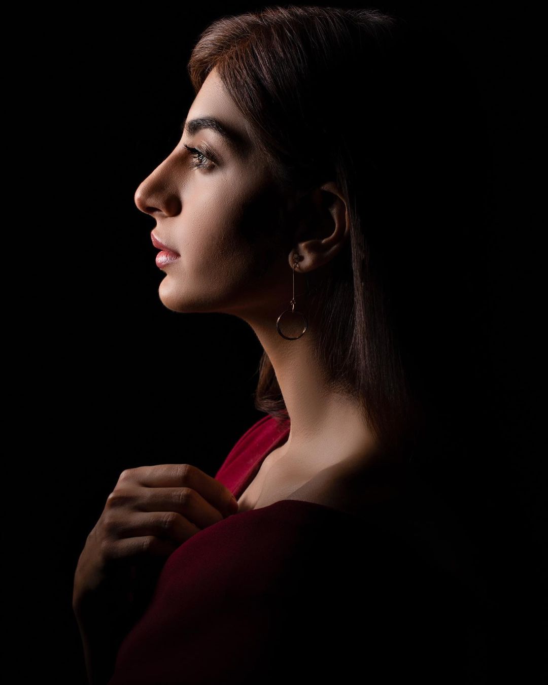 Latest Shoot Featuring Mariam Ansari | Reviewit.pk