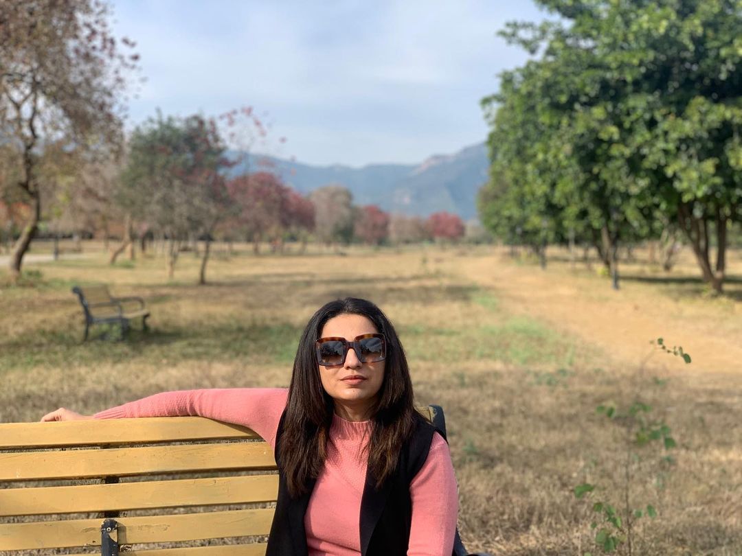 Latest Candid Photos of Maria Memon | Reviewit.pk