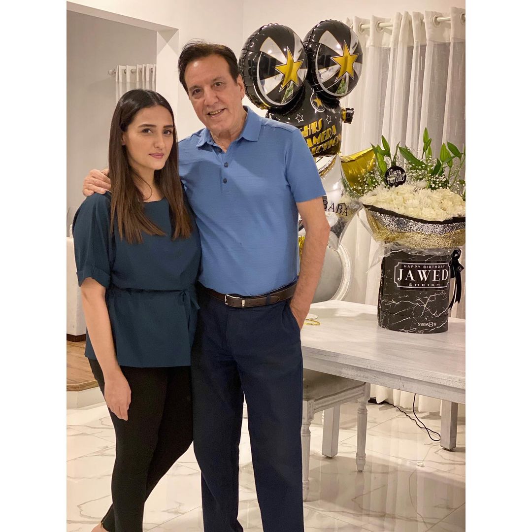 Latest and Loveliest Photos of Momal Sheikh With Her Family | Reviewit.pk