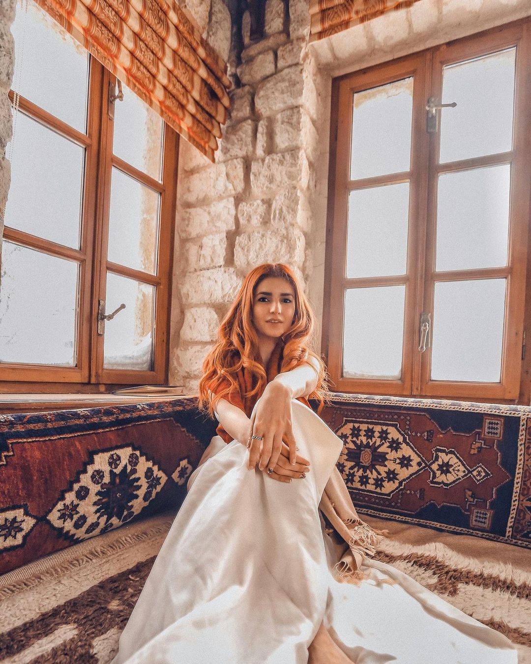 Momina Mustehsan Latest Unseen Pictures | Reviewit.pk