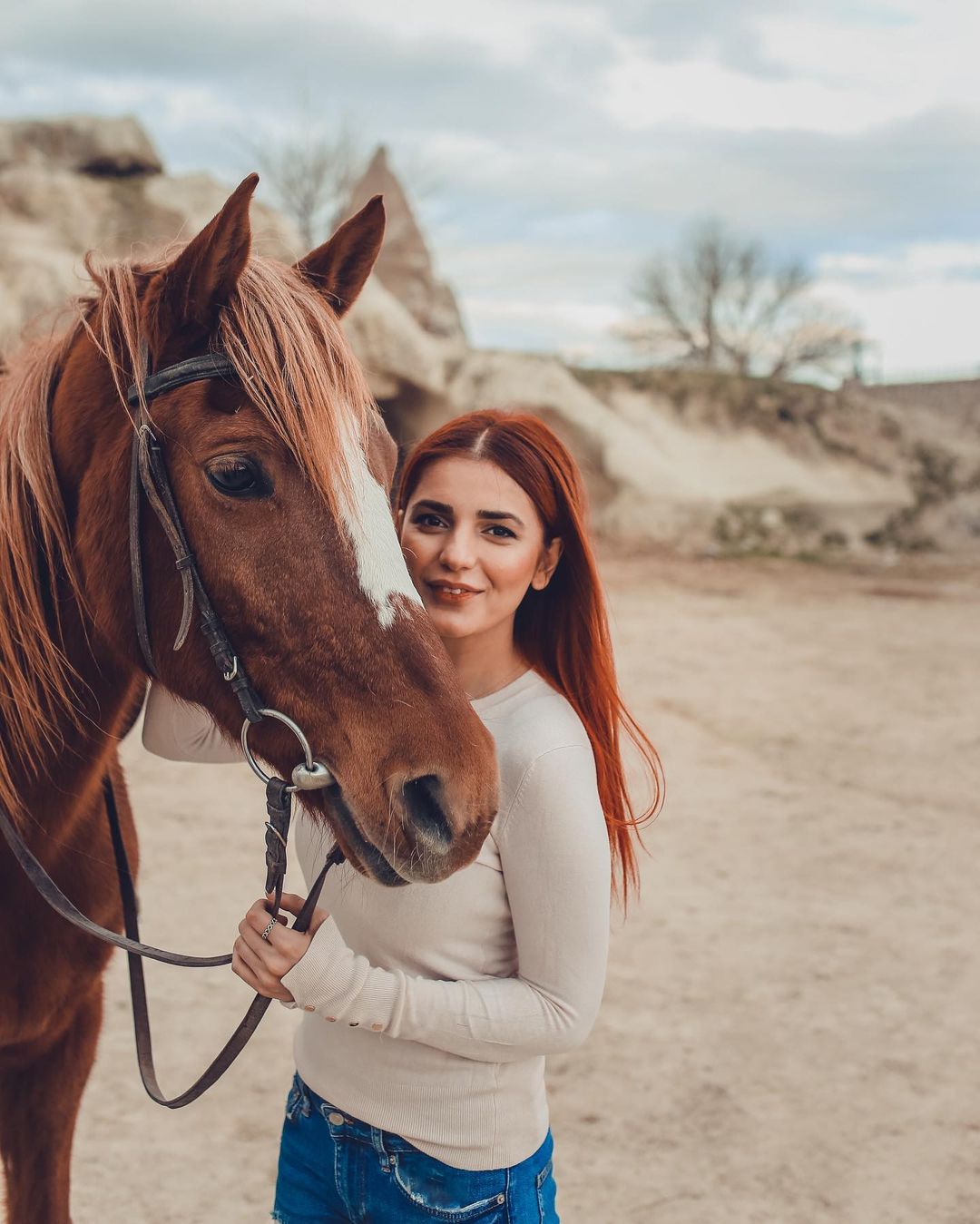Momina Mustehsan Latest Unseen Pictures | Reviewit.pk