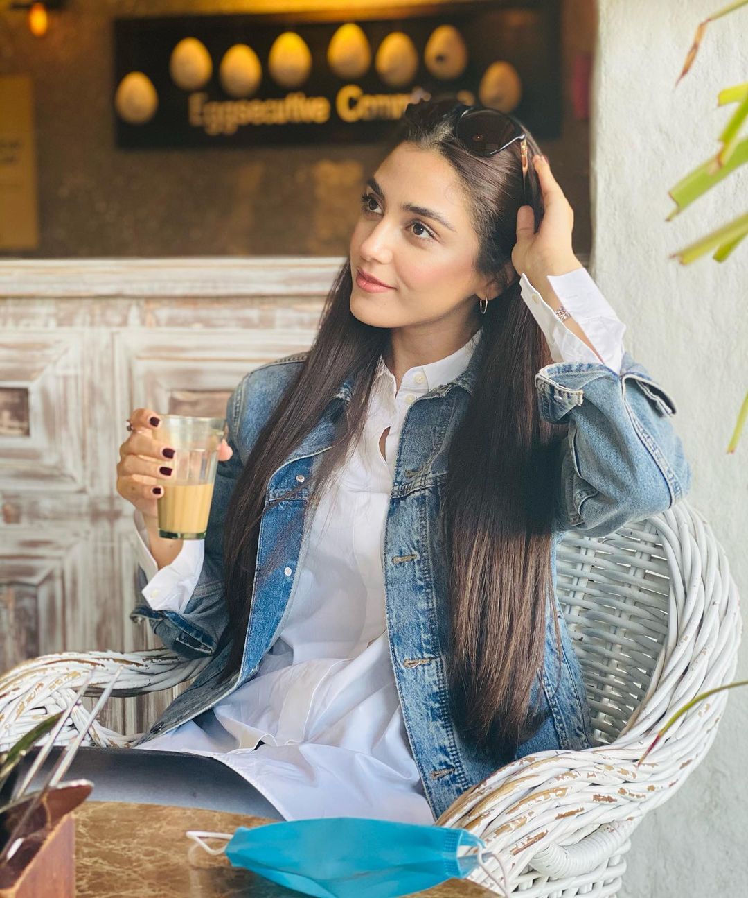 Prettiest and Latest Casual Clicks of Maya Ali | Reviewit.pk