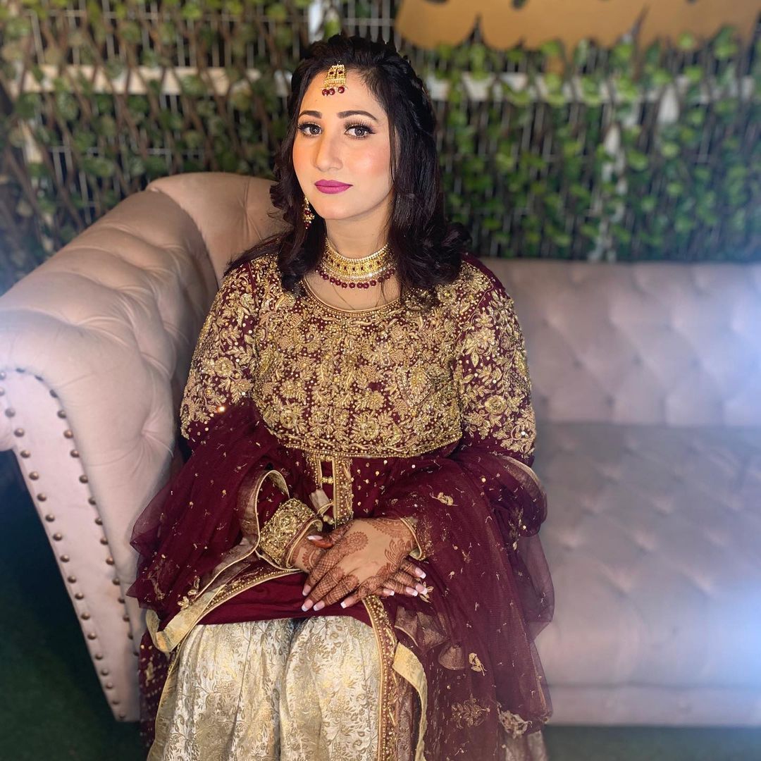 Pari Hashmi Beautiful Pictures From Sister's Wedding | Reviewit.pk