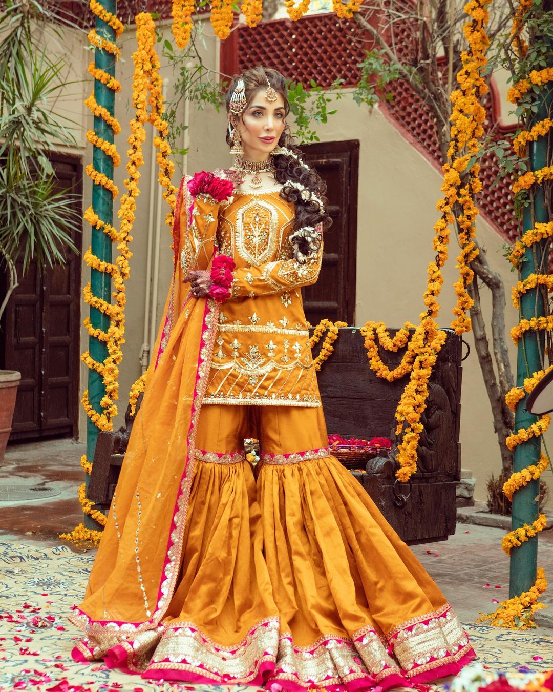SFK Bridals Featuring Sabeeka Imam | Reviewit.pk