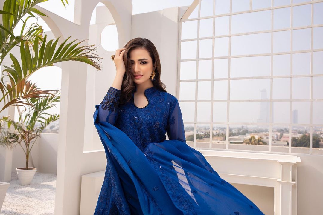 Sana Javed Looks Vibrant In Ensembles By Azure | Reviewit.pk