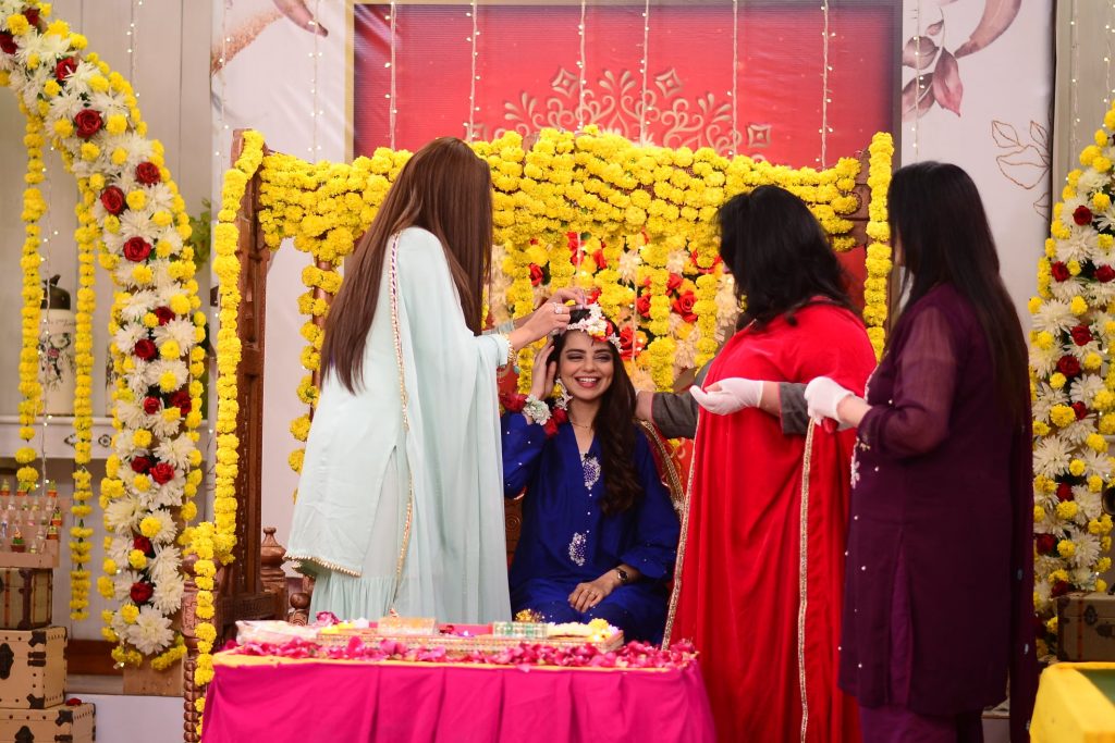 Actress Srha Asghar Dholki in Nida Yasir Morning Show | Reviewit.pk