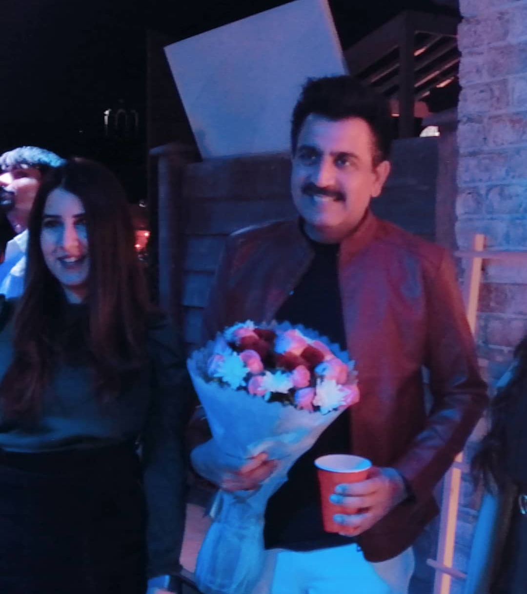 Tauseeq Haider Celebrates Birthday With Friends | Reviewit.pk