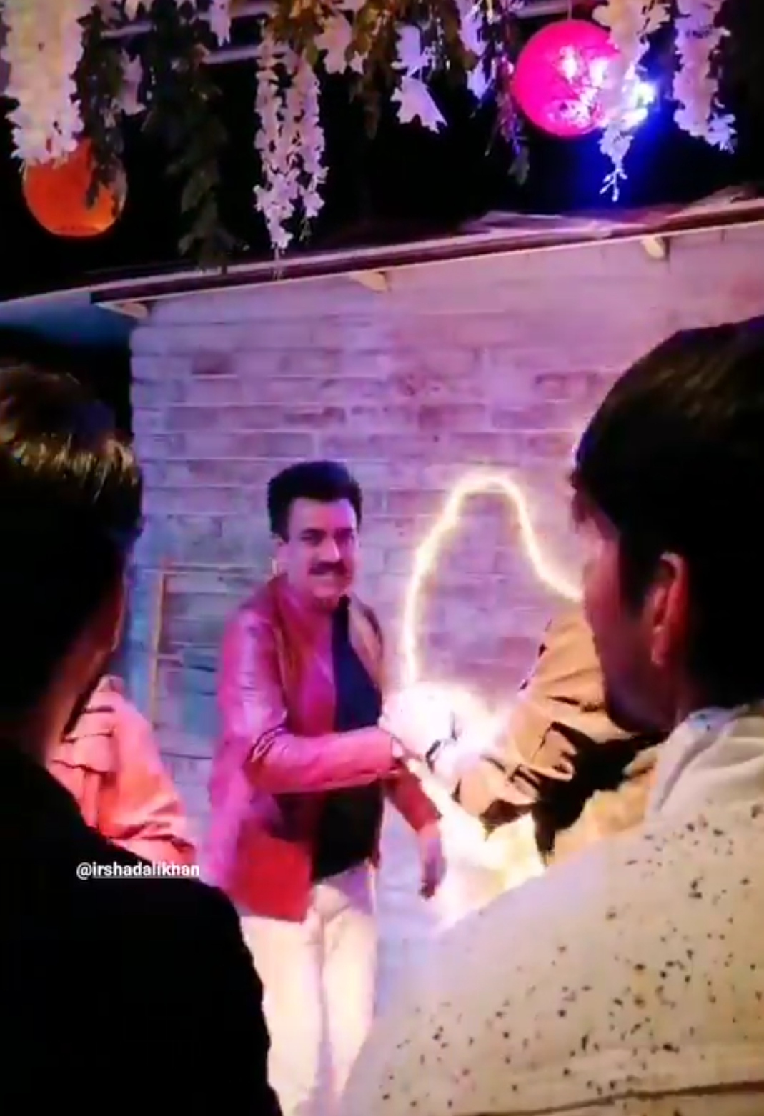 Tauseeq Haider Celebrates Birthday With Friends | Reviewit.pk