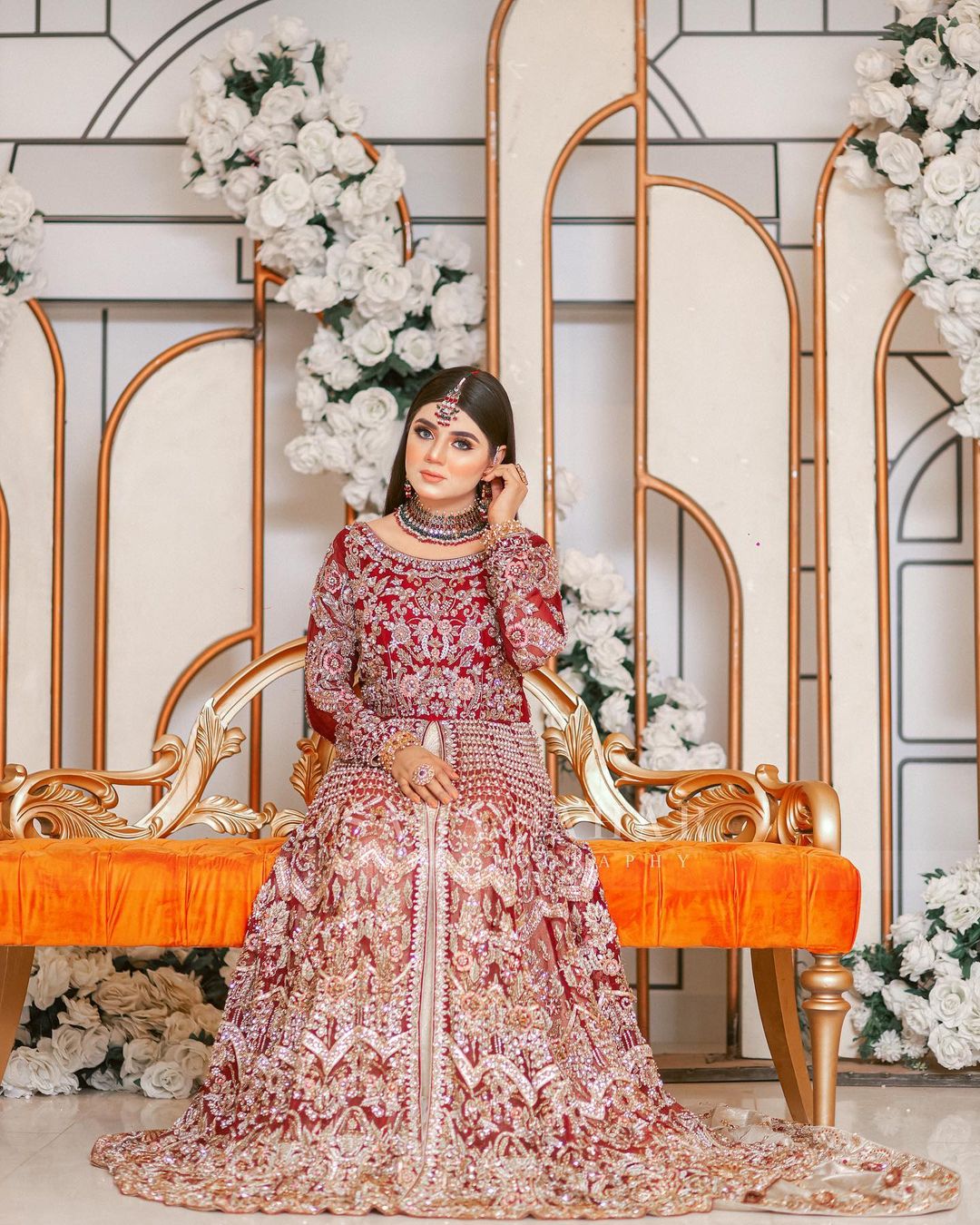 Tiktok Star Areeqa Haq Dolled Up For A Bridal Shoot | Reviewit.pk