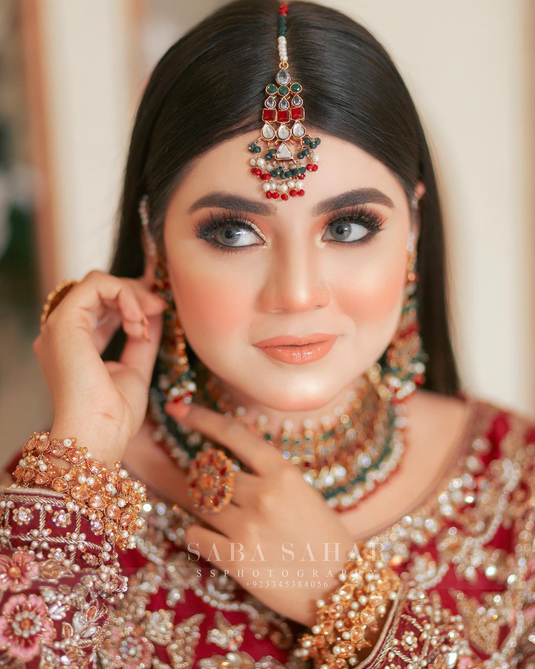 Tiktok Star Areeqa Haq Dolled Up For A Bridal Shoot | Reviewit.pk