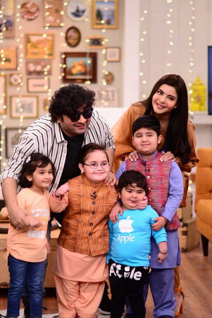 News Anchor Kiran, Danish Nawaz, Samra and Ahmed Shah in GMP | Reviewit.pk