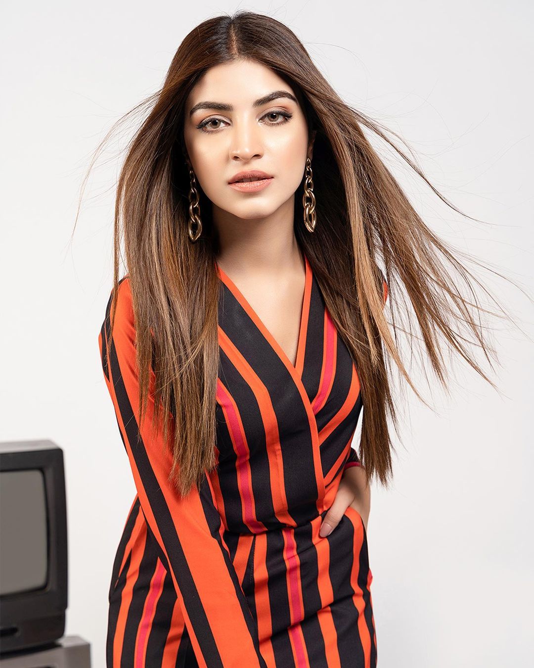 Kinza Hashmi's Birthday Bash | Reviewit.pk