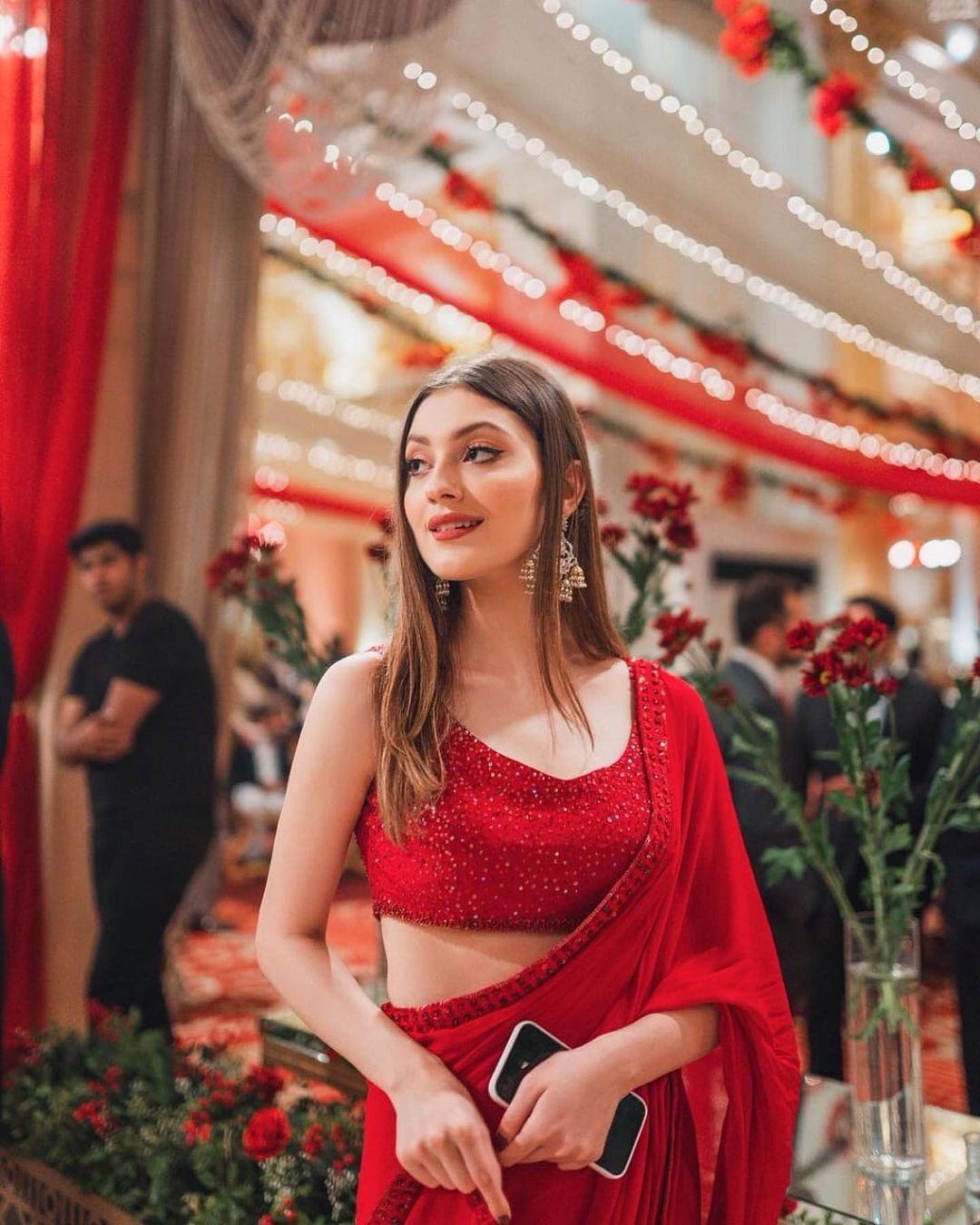 Neha Rajpoot Looks Stellar At Her Friend's Wedding Events | Reviewit.pk