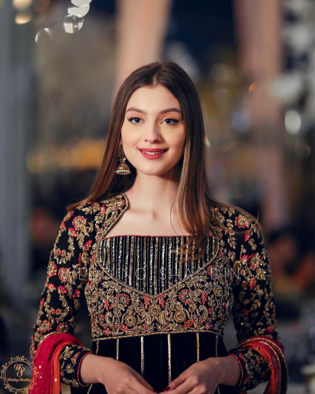 Neha Rajpoot Flaunts Elegance In A Tradition Bridal Look | Reviewit.pk