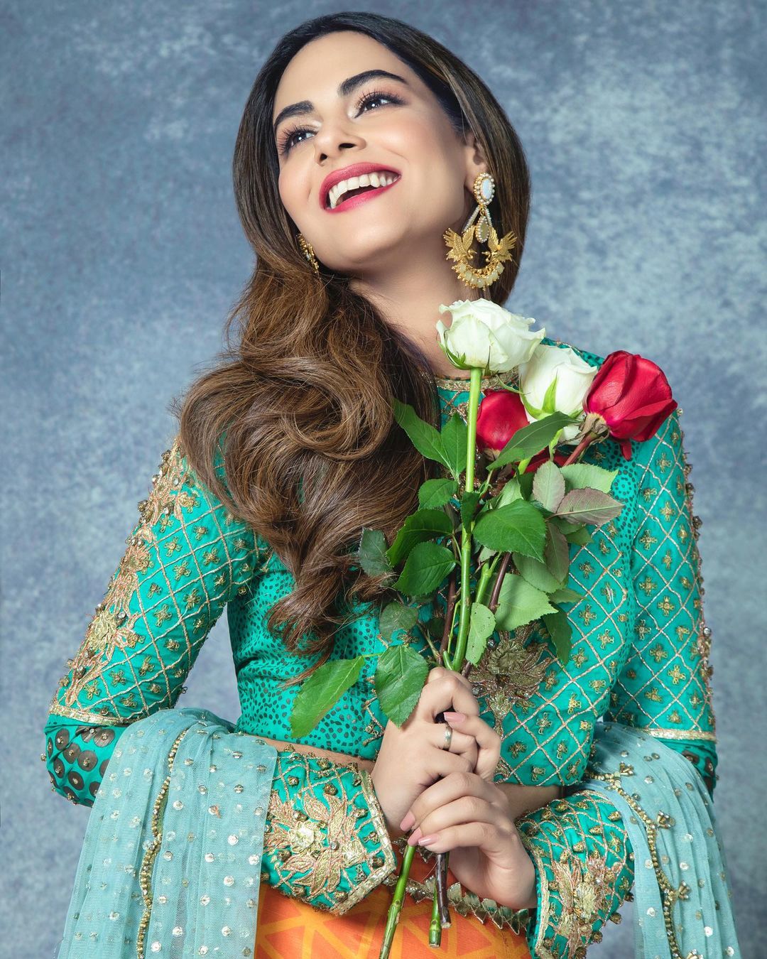Amar Khan Looks Like A Dream In Her Latest Pictures | Reviewit.pk