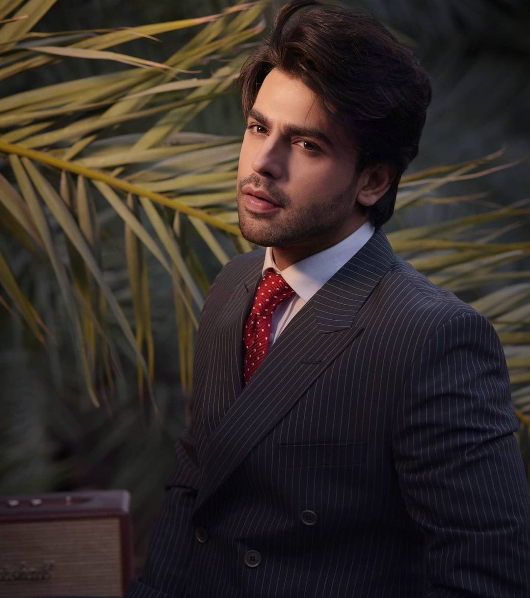 Farhan Saeed is Giving Youthful Vibes in Recent Photos | Reviewit.pk