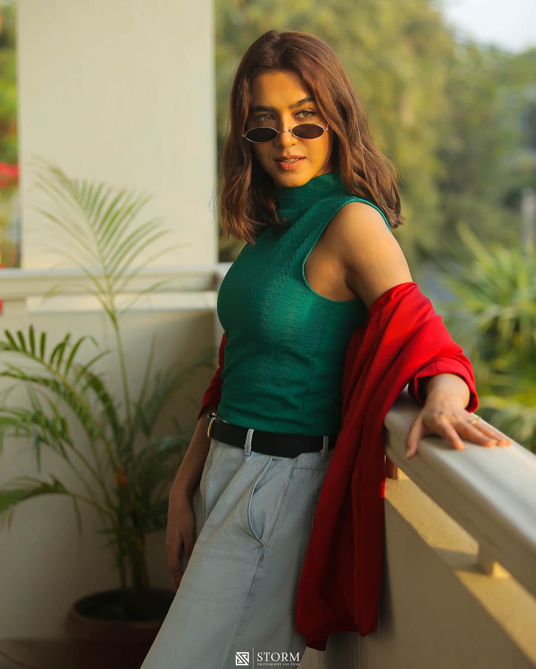 Mansha Pasha Looked Bewitching In Latest Photo Shoot | Reviewit.pk