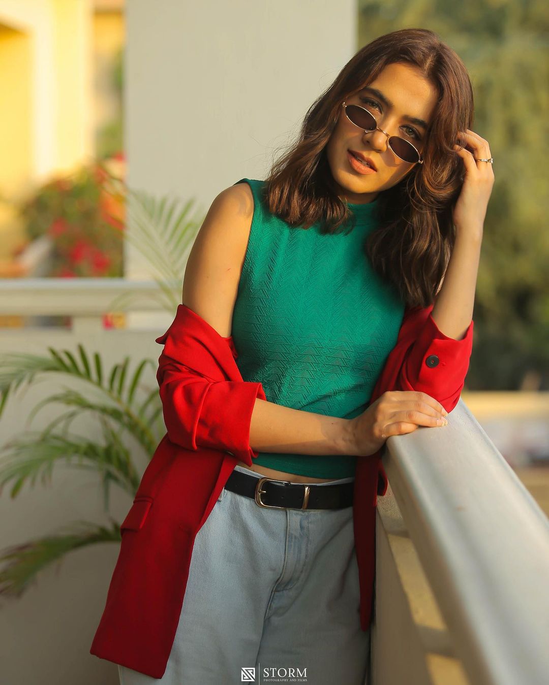 Mansha Pasha Looked Bewitching In Latest Photo Shoot | Reviewit.pk
