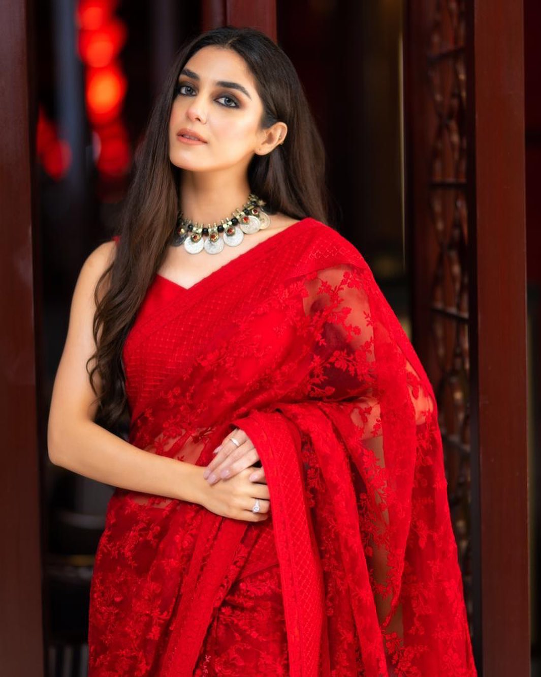 Maya Ali Looks Vibrant In Gorgeous Red Saree By Faiza Saqlain | Reviewit.pk