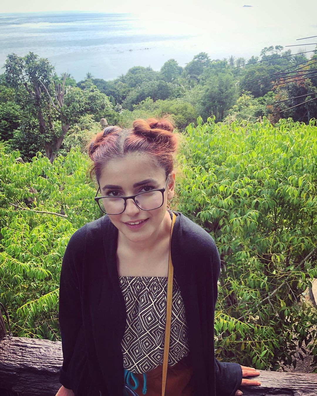 20 Latest Photos of Momina Mustehsan | Reviewit.pk