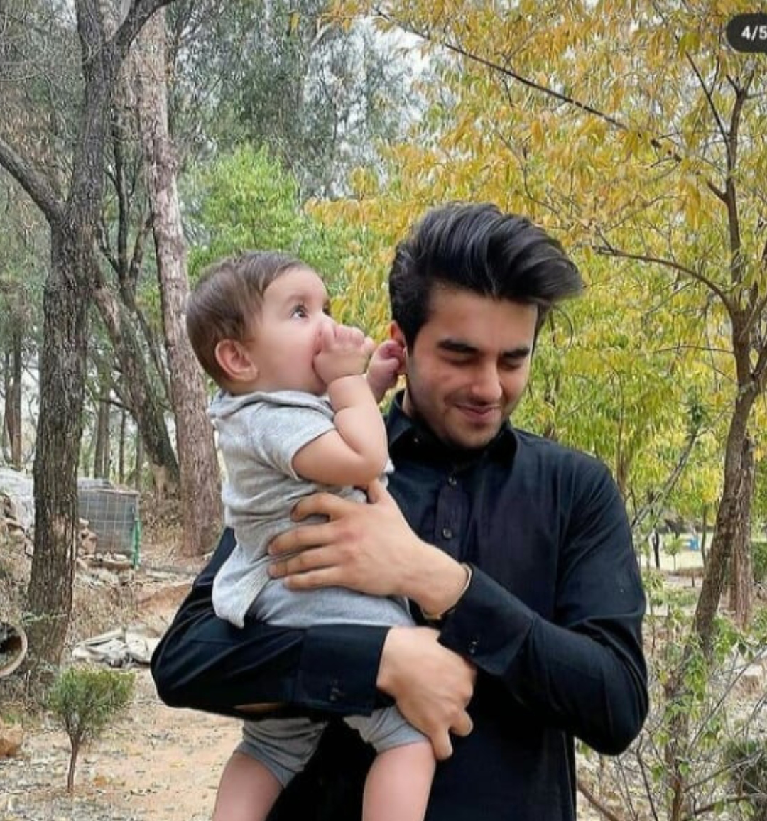 Adorable Pictures Of Hamza Ali Abbasi And Naimal Khawar's Son | Reviewit.pk