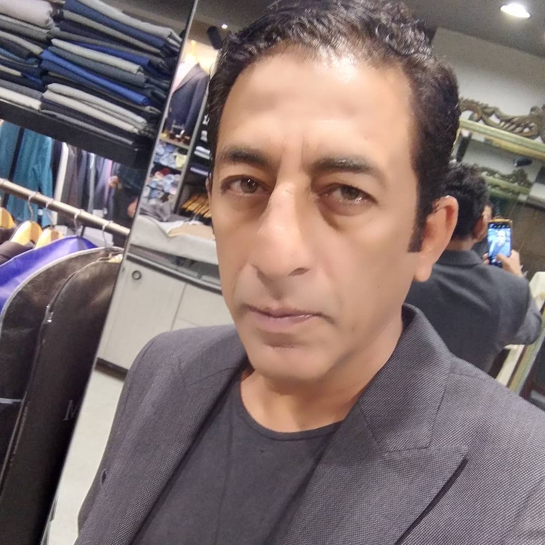 Adnan Shah Tipu Shares A Funny Story About His Affair | Reviewit.pk