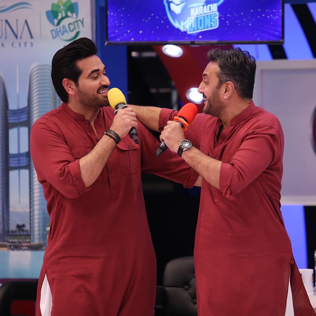 Celebrities' Pictures From The Set Of Jeeto Pakistan | Reviewit.pk