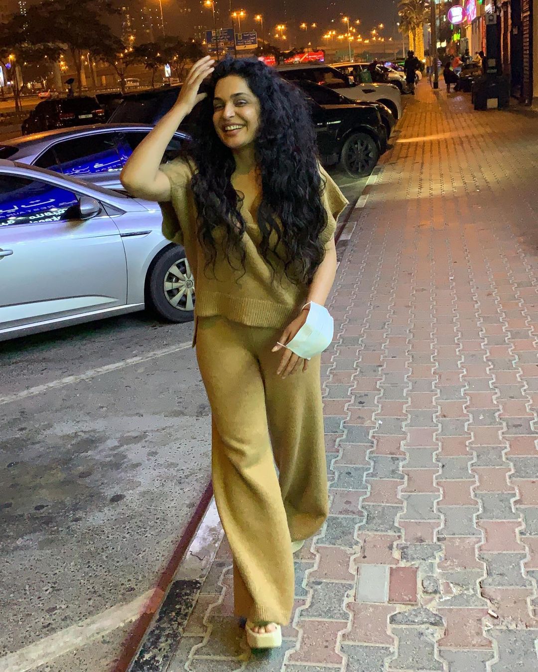 Actress Meera Discharged From US Mental Hospital | Reviewit.pk