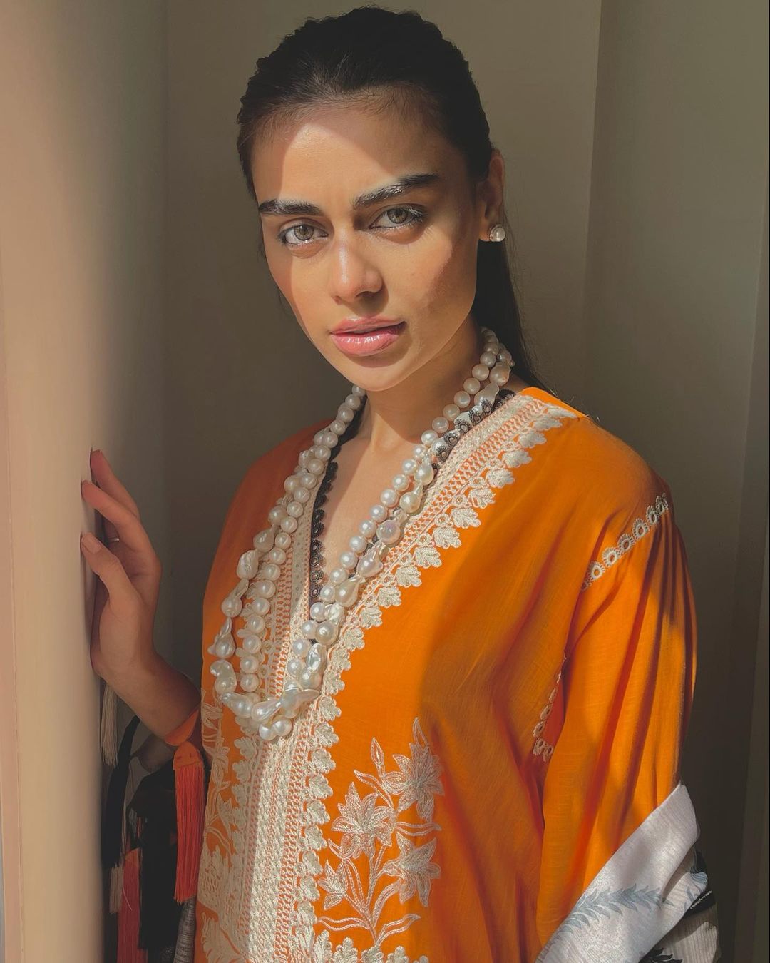 Sadaf Kanwal Dolled Up As A Traditional Bride By Akif Ilyas | Reviewit.pk