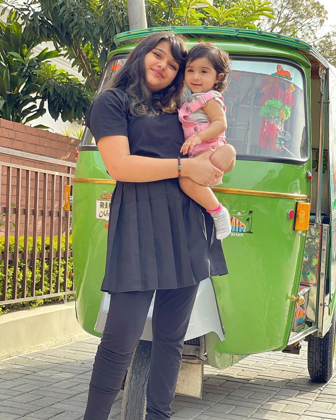 Youtuber Shaam Idrees Experiences First Ramzan In Pakistan With Family ...