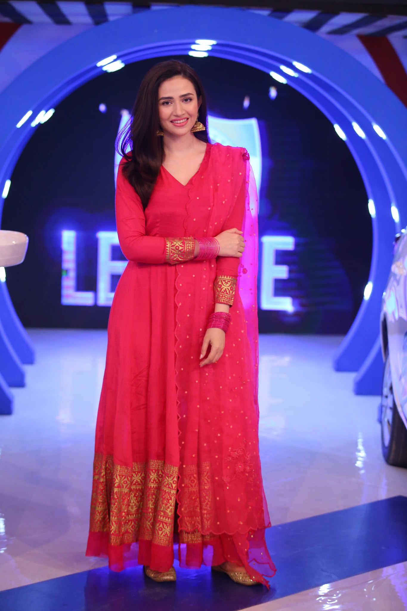 Amazing Clicks From Star Studded Set Of JPL Grand Finale | Reviewit.pk