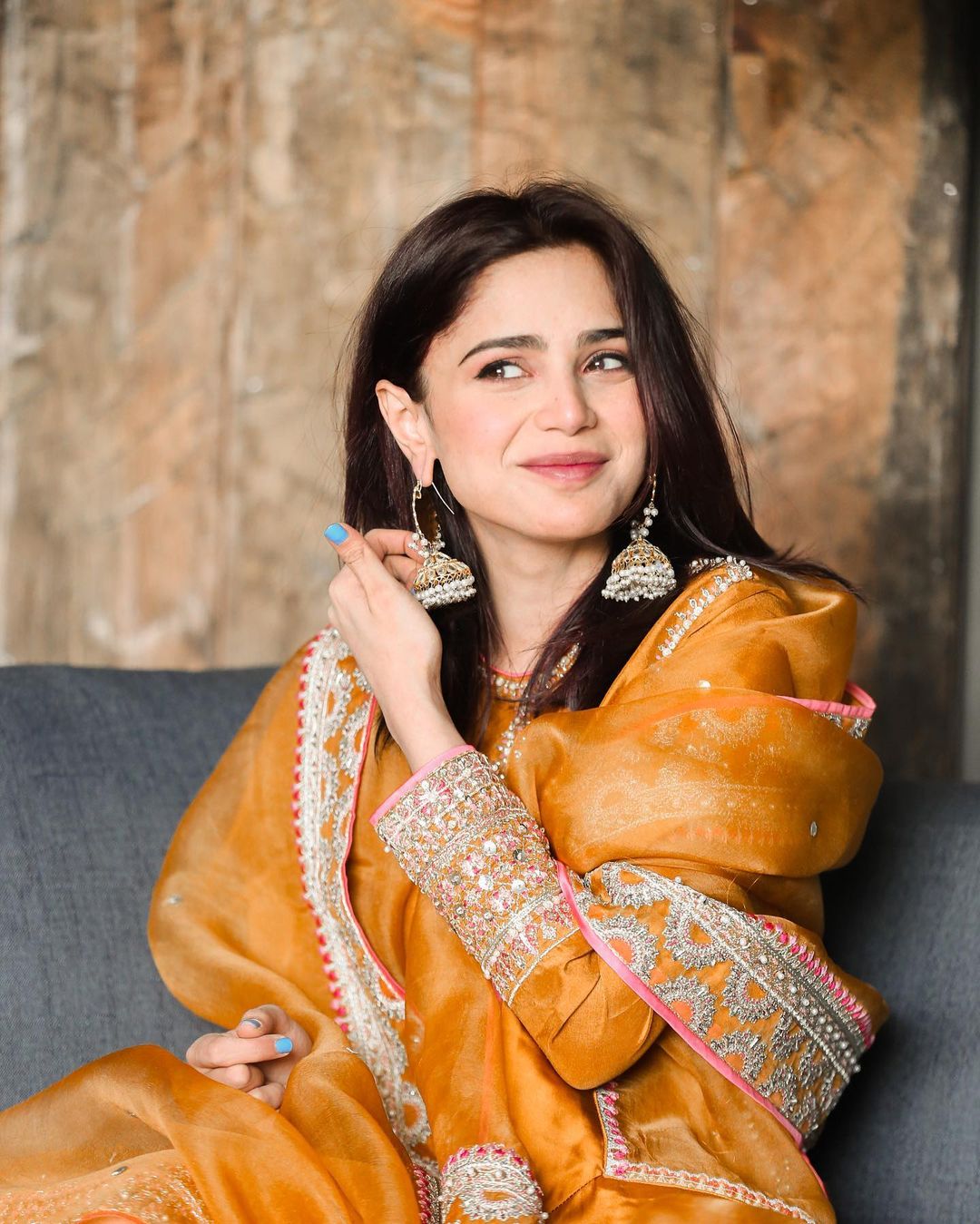 Aima Baig's Gorgeous Looks From Eid-ul-Fitr 2021 | Reviewit.pk