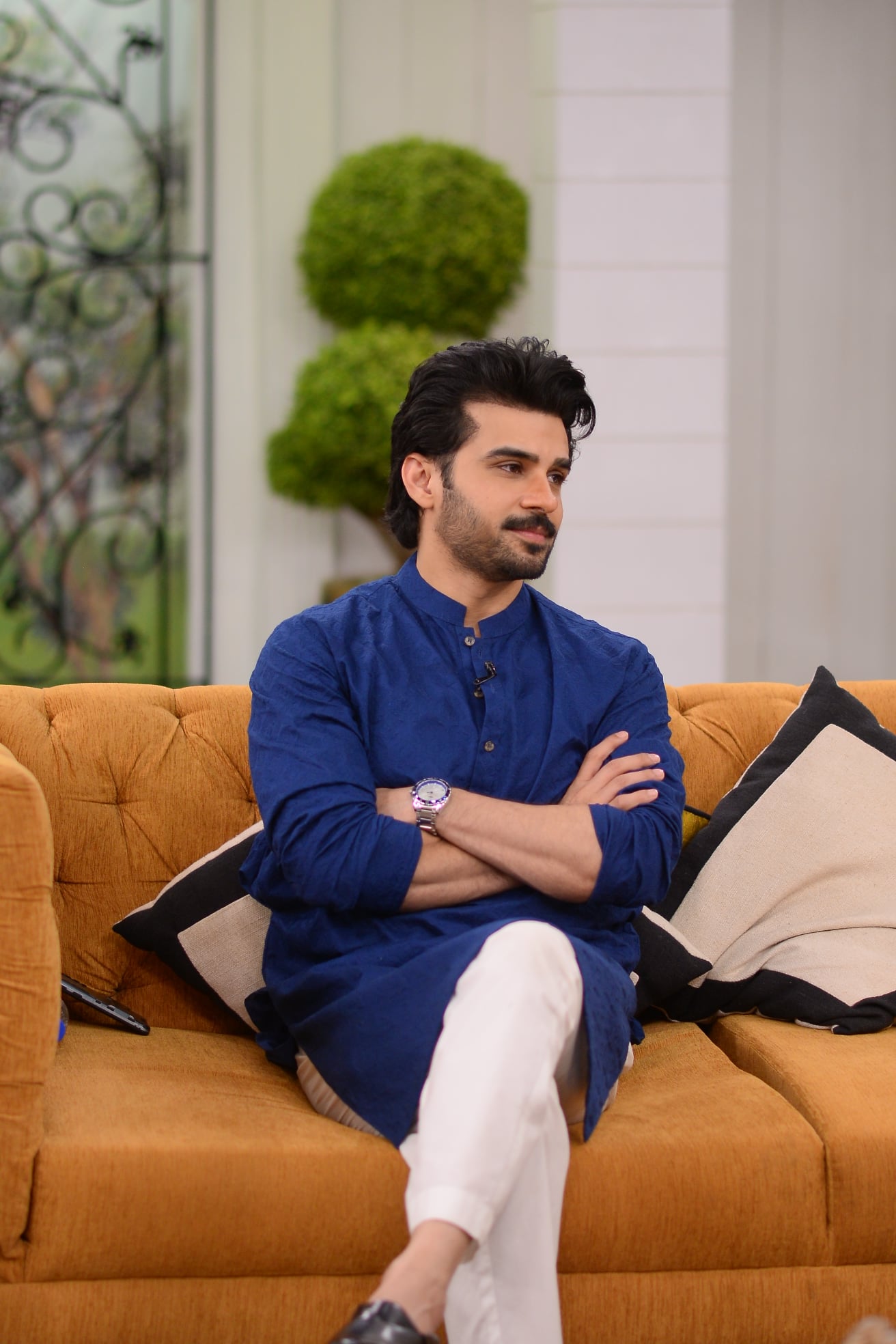 Cast Of Drama Serial "Azmaish" At The Set Of GMP | Reviewit.pk